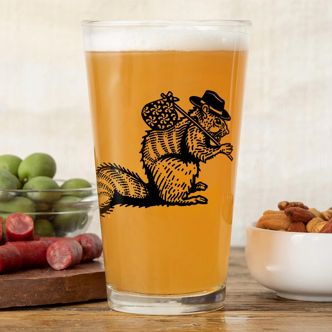 Hobo Squirrel Pint Glass – Funny Animal Beer Glass, 16 Oz Screen ...