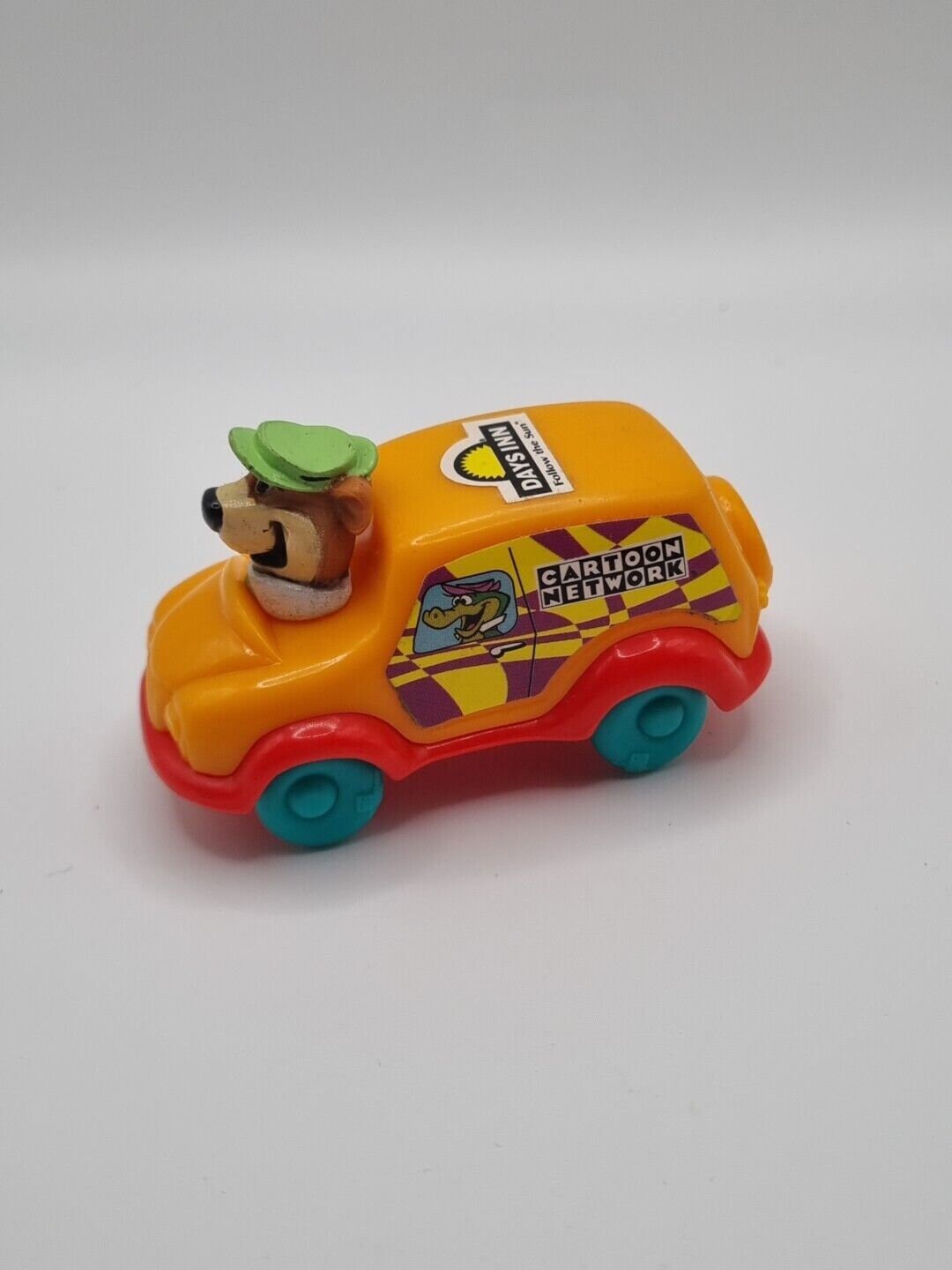 Yogi Bear Days Inn Cartoon Network Delivery Truck Hanna Barbera H-B ...