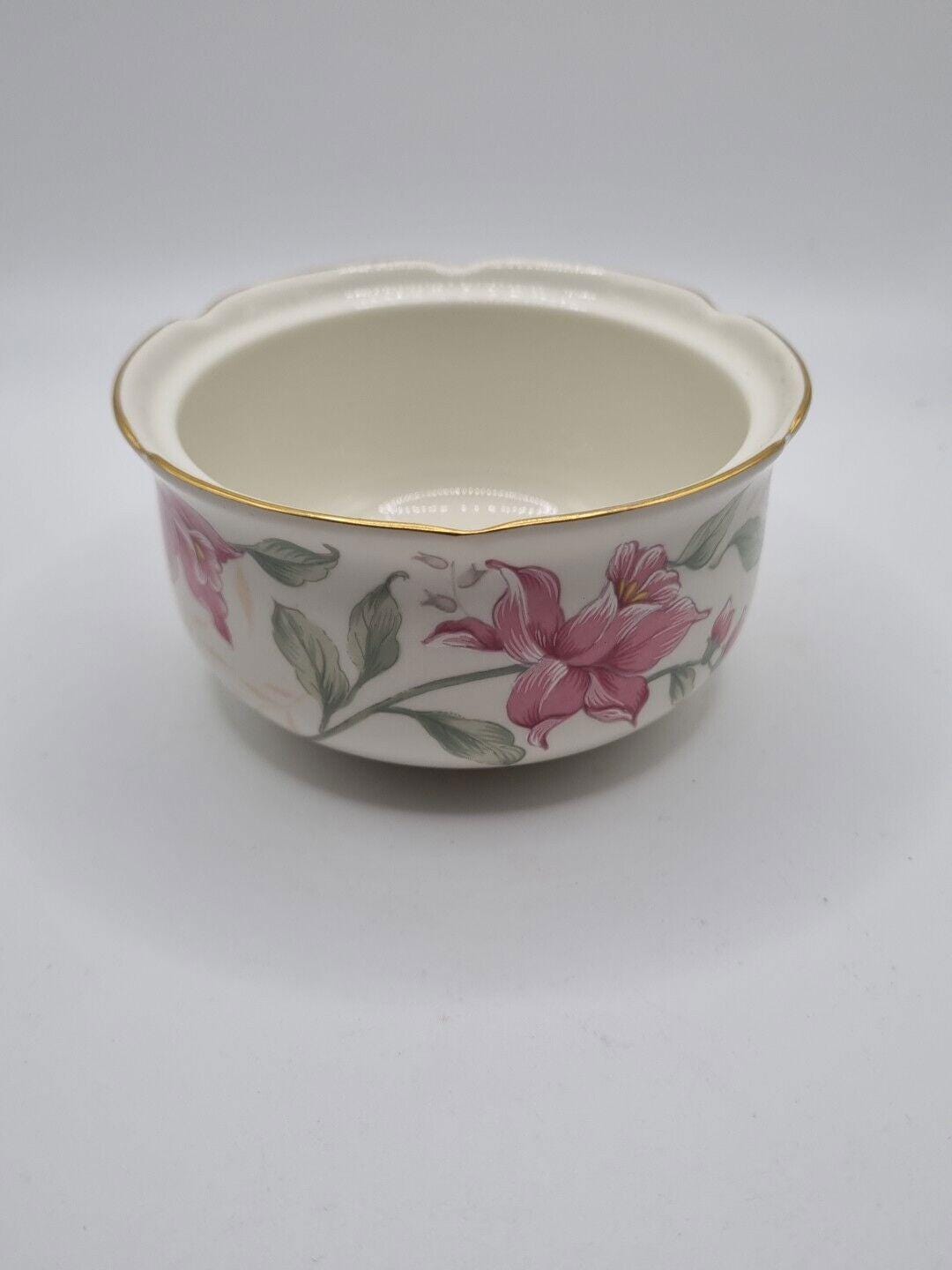 Vintage Prima Otagiri Japan Japanese Porcelain Round Trinket Box With ...