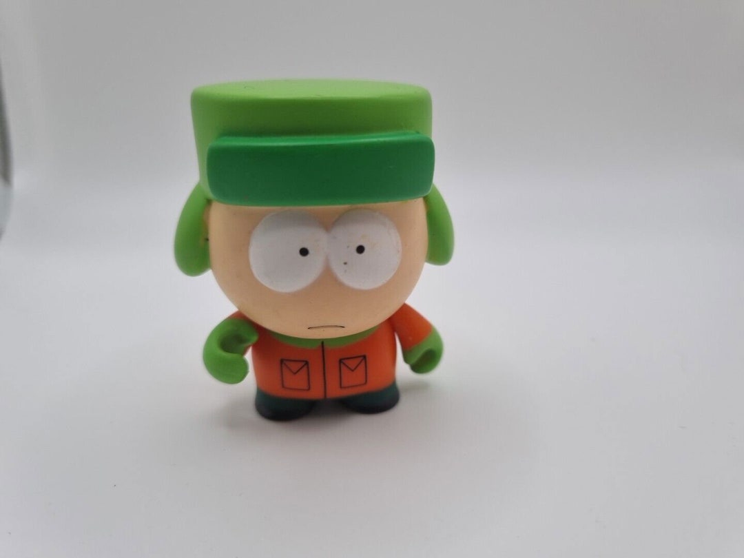 Mezco SOUTH PARK Series 2 KYLE Hankey Kissed Face Variant Action Figure ...