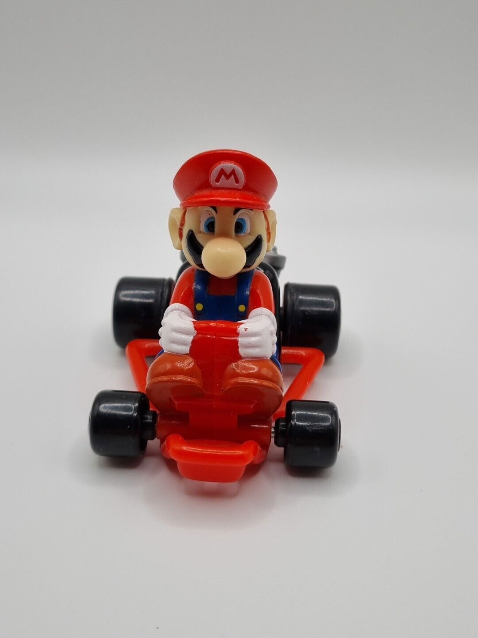 Nintendo Mario Kart Plastic Pull-back Toy 3 1/4'' X 2 3/4'' Car Toy Pre ...