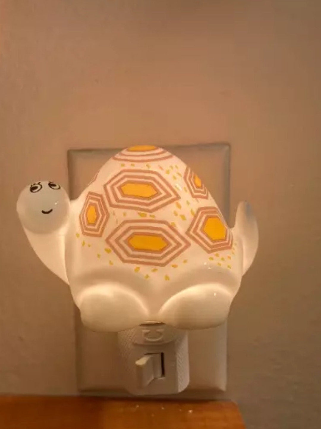 Beautiful Cute Turtle Wall Plug-in Night Light Shade Porcelain ...