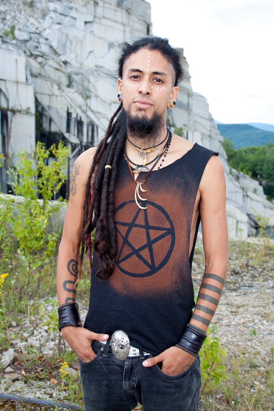 Post Apocalyptic Destroyed Men's Pentagram Pentacle Shirt | Etsy