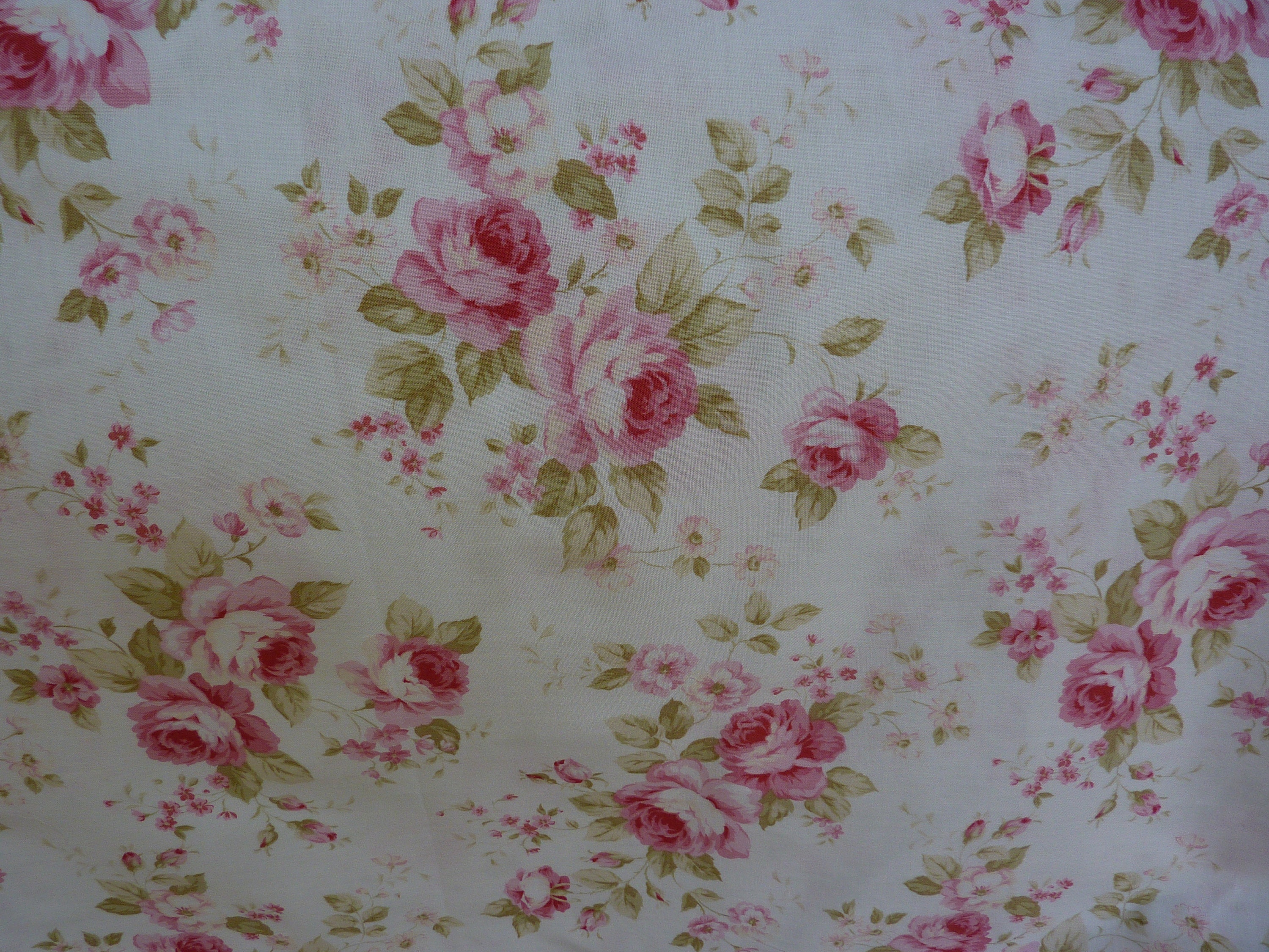 Lecien Durham Quilt Wow!! Pink Roses on off White Cotton Fabric 1 Yd ...