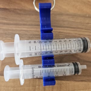 3 Slot Syringe Keychain – 3D Syringe Holder for Caregivers, Emergency ...