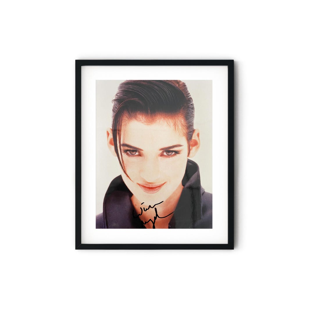Winona Ryder Autographed Photo Collectible Memorabilia - Etsy