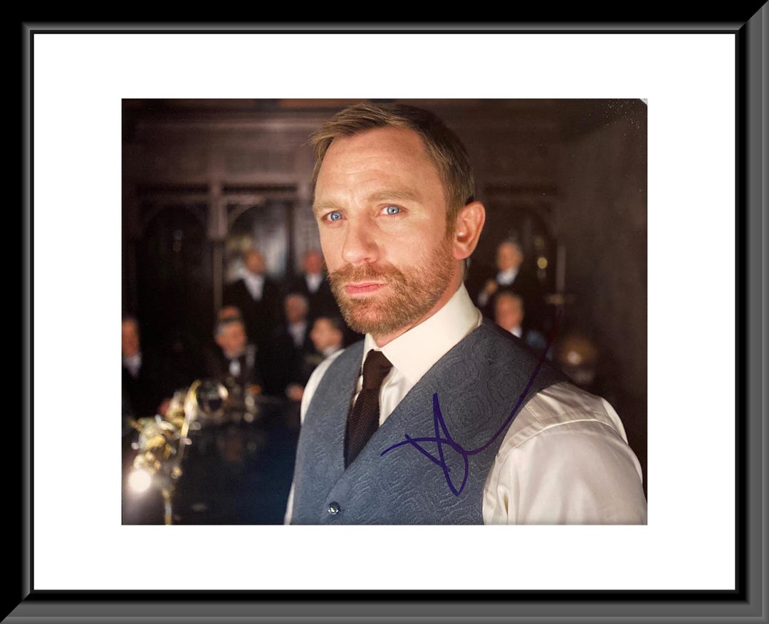 Daniel Craig Autographed Golden Compass Movie Photo - Etsy