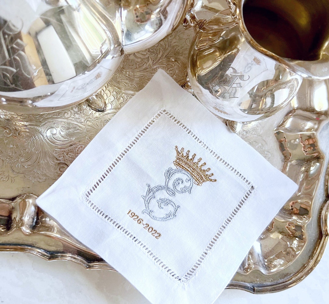 Commemorative Queen Elizabeth II Cocktail Napkins. Set of 4 . Linen ...
