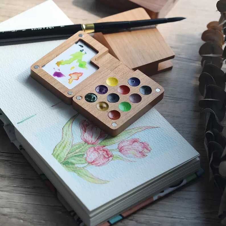 Watercolor Paint Box, 11 Colors Portable Travel Tiny Walnut Palette ...
