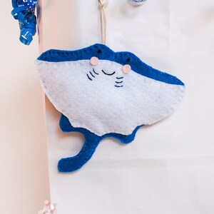 Cute Felt Stingray Ornament Gift Tag Package Tie on Pattern - Etsy