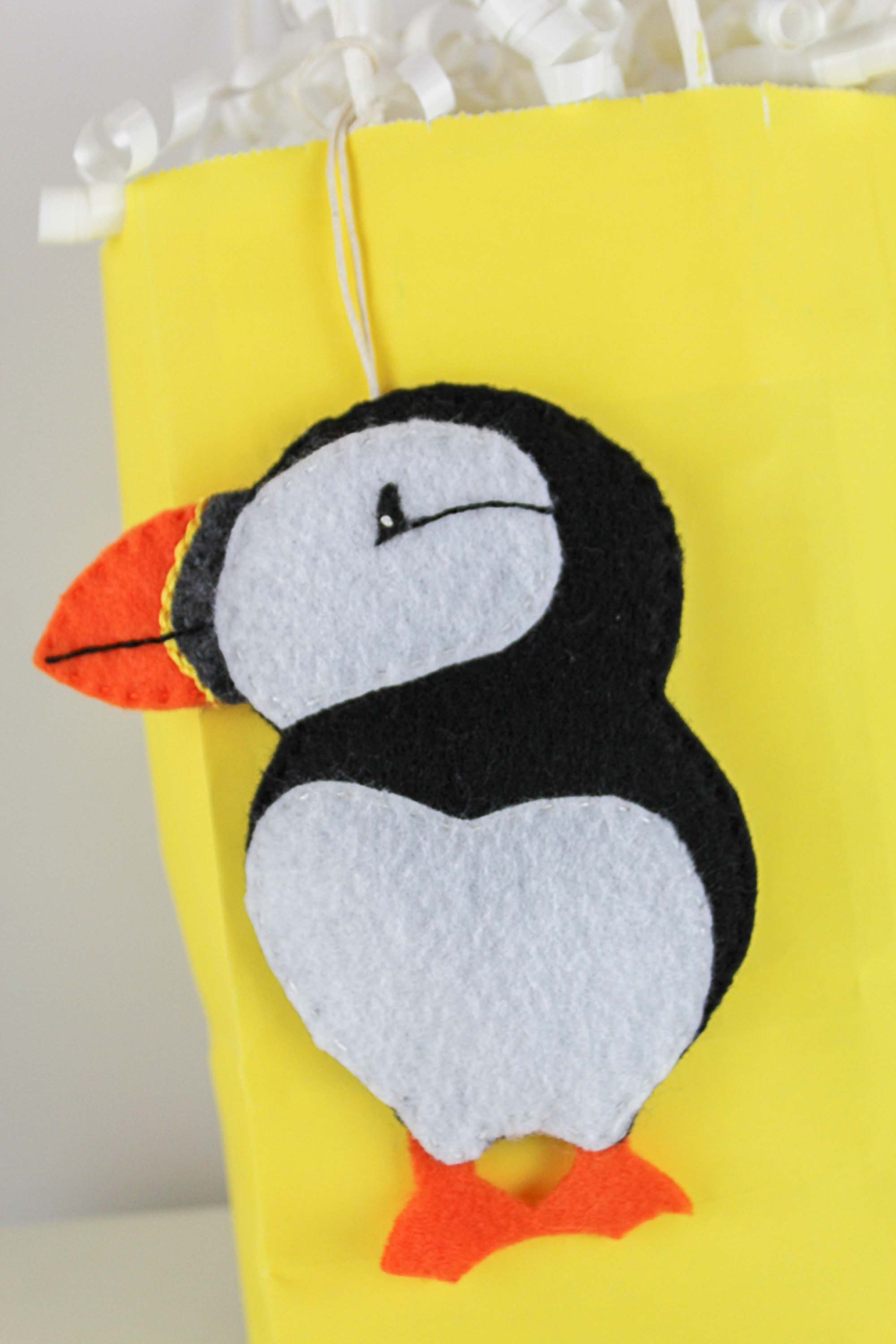 Puffin Ornament Gift Tag Package Tie on Pattern - Etsy