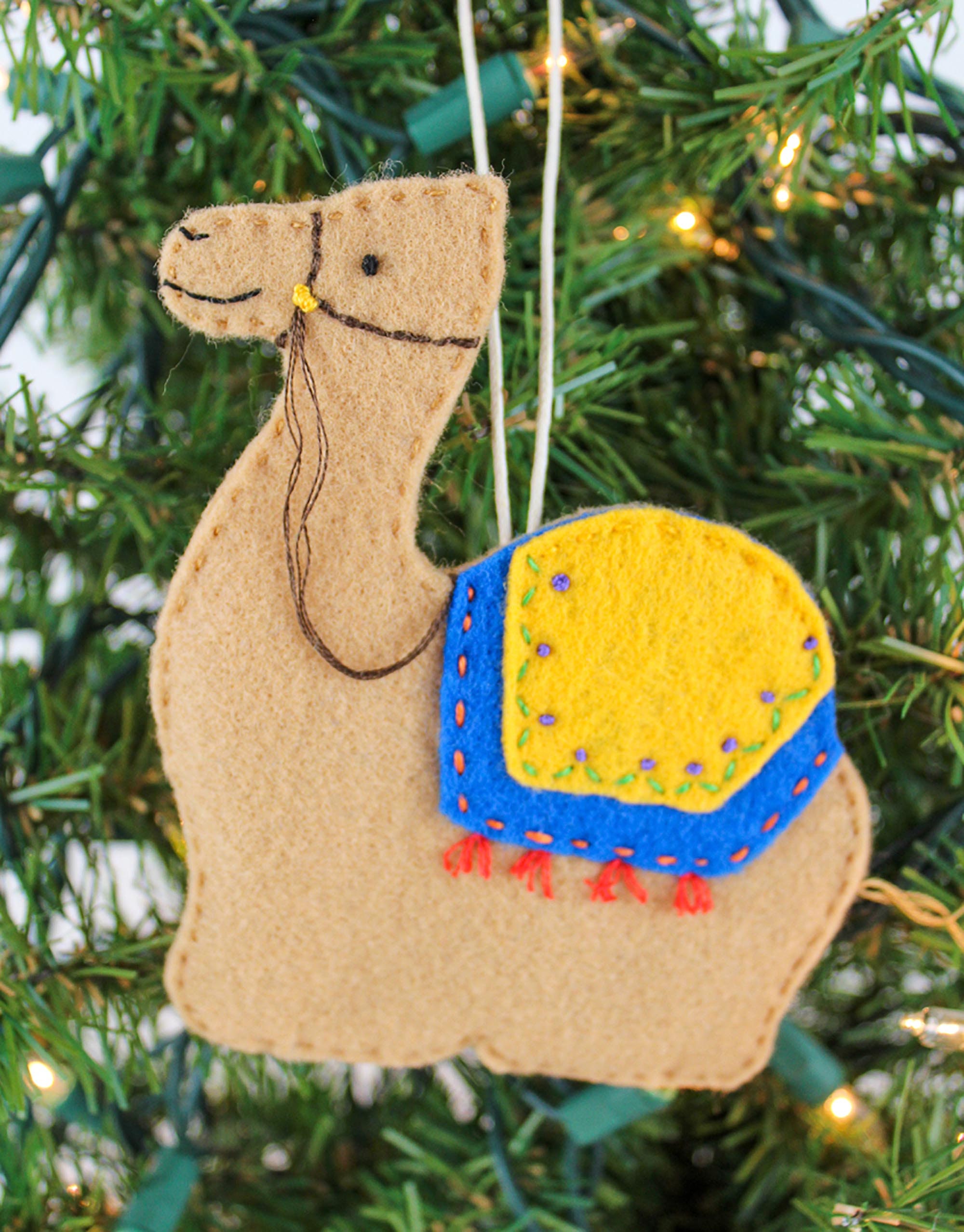 Cute Felt Seated Camel Ornament Package Tie on Gift Card Money Holder ...
