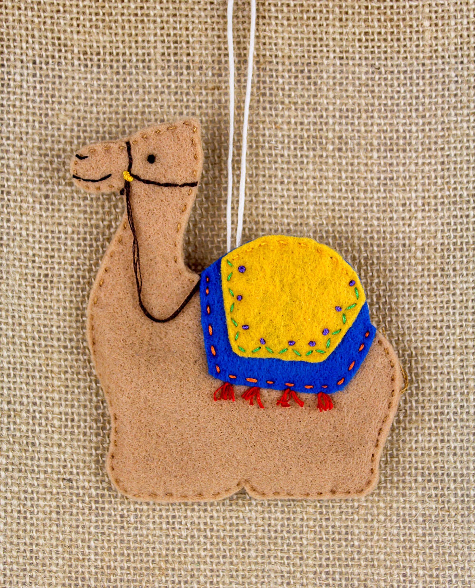 Cute Felt Seated Camel Ornament Package Tie on Gift Card Money Holder ...