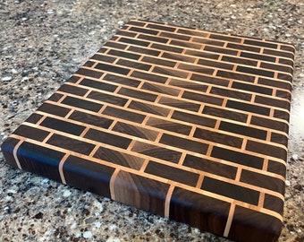 End Grain Cutting Board, Black Walnut and Maple, Brick Pattern - Etsy