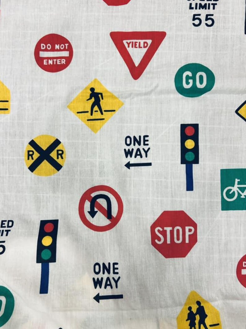 Road Sign Fabric, Traffic Signal Print, Cute Novelty Cotton Fabric ...