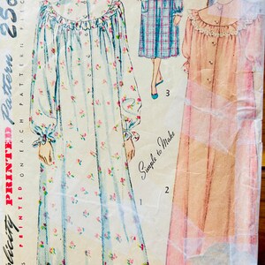 Simplicity 2646 B32, Womens Bath Robe Pattern, Long Bathrobe Sewing ...