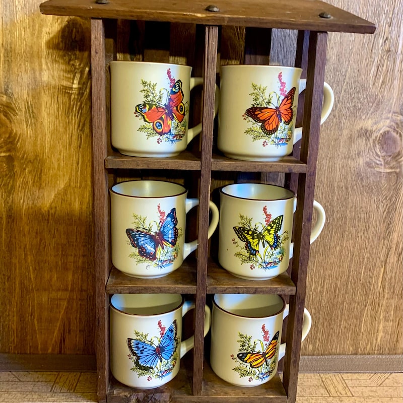Coffee Mug Display - Etsy