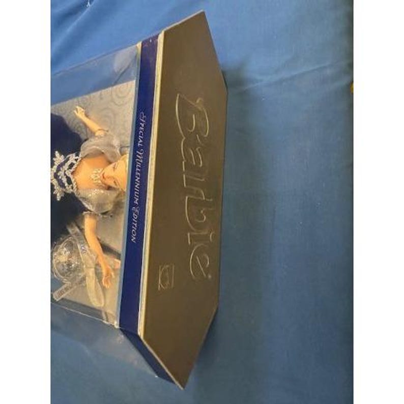Millennium Princess 2000 Barbie Doll Special Edition With Millenium ...