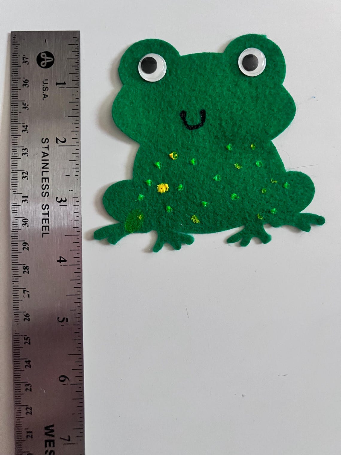 Five Green and Speckled Frogs Felt Story - Etsy