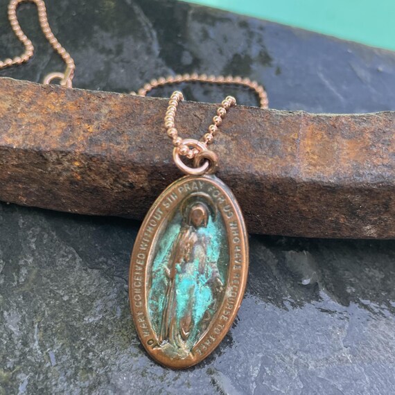 Vintage Virgin Mary Copper Medal with Verdigris Patin… - Gem