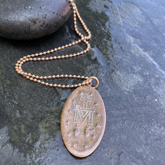 Vintage Virgin Mary Copper Medal with Verdigris Patin… - Gem