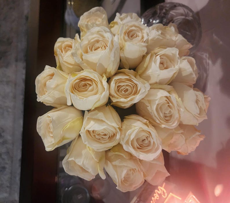 24 Beautiful White Real-touch and Look Long-stemmed Roses - Etsy