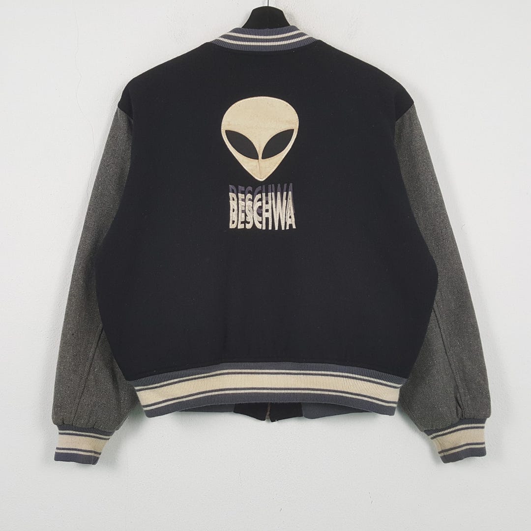 BESCHWA Alien Streetwear Skateboard Style Vintage Varsity Jacket - Etsy