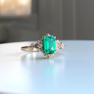 Dela Emerald Gold Ring. Fairytale Fantasy Ring. 14k Yellow Gold ...