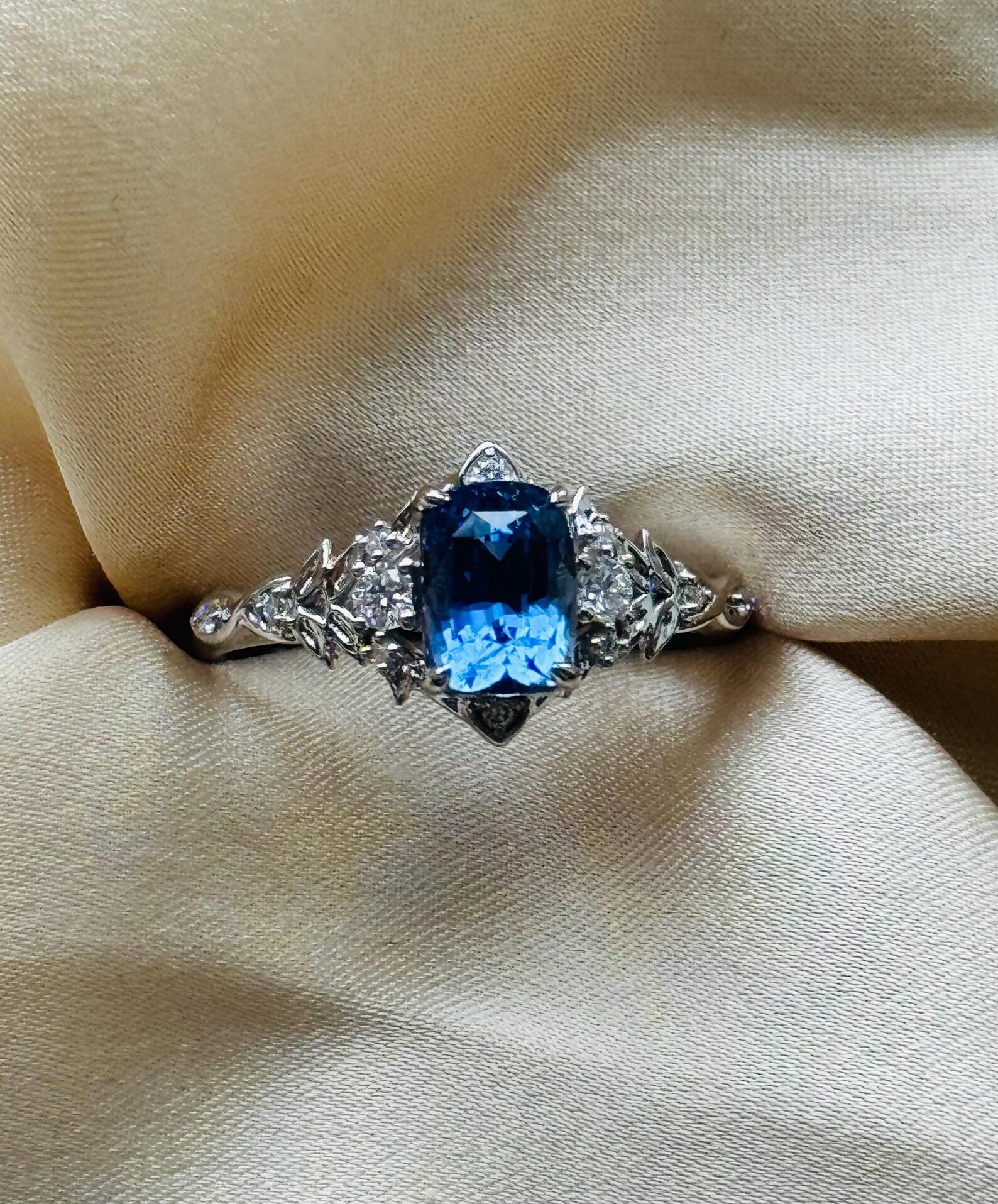Arwen Bluebell Sapphire Engagement Ring: 14k White Gold Diamond Cluster ...