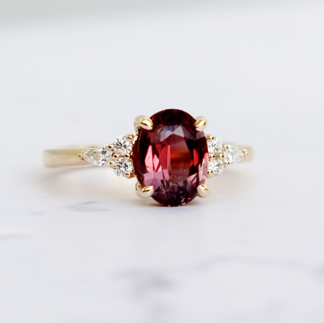 Red Sapphire Ring. Oval Red 2ct Sapphire Engagement Ring. Yellow Gold ...
