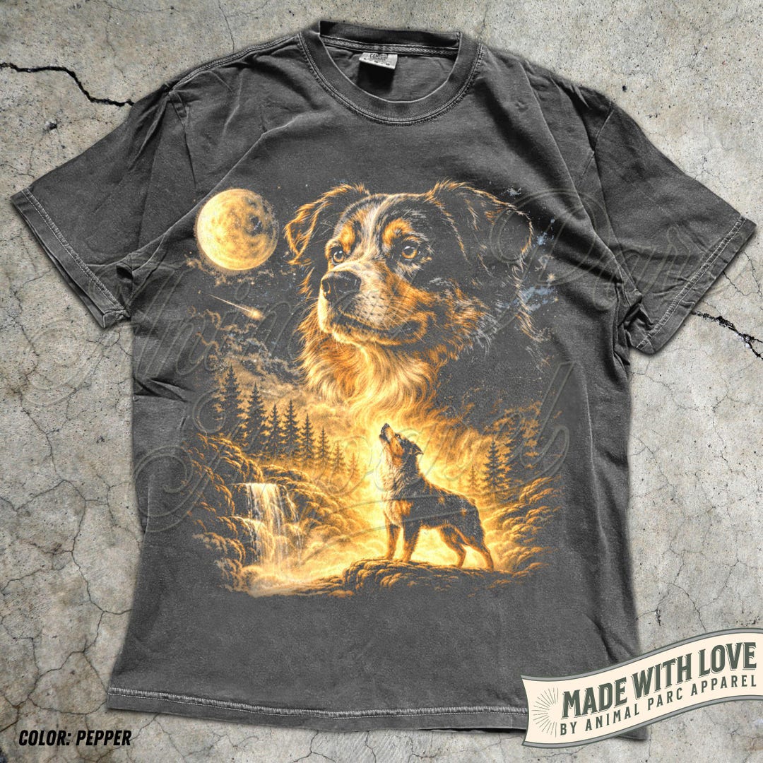 Australian Shepherd Howling Moon Shirt, Vintage Full Moon Animals Tee ...