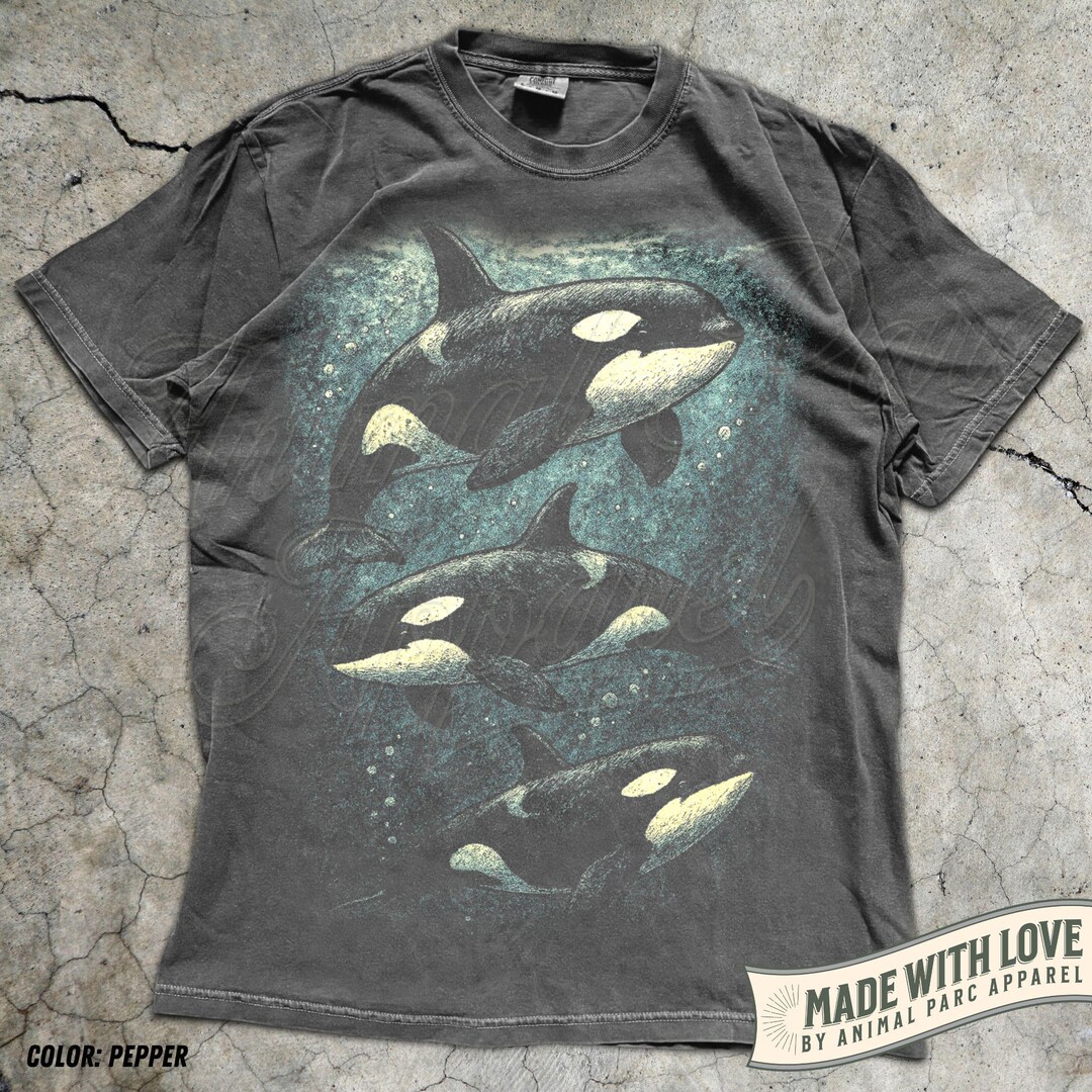 Orca Tshirt Vintage Ocean Wildlife Tee, Killer Whale Graphic Shirt ...