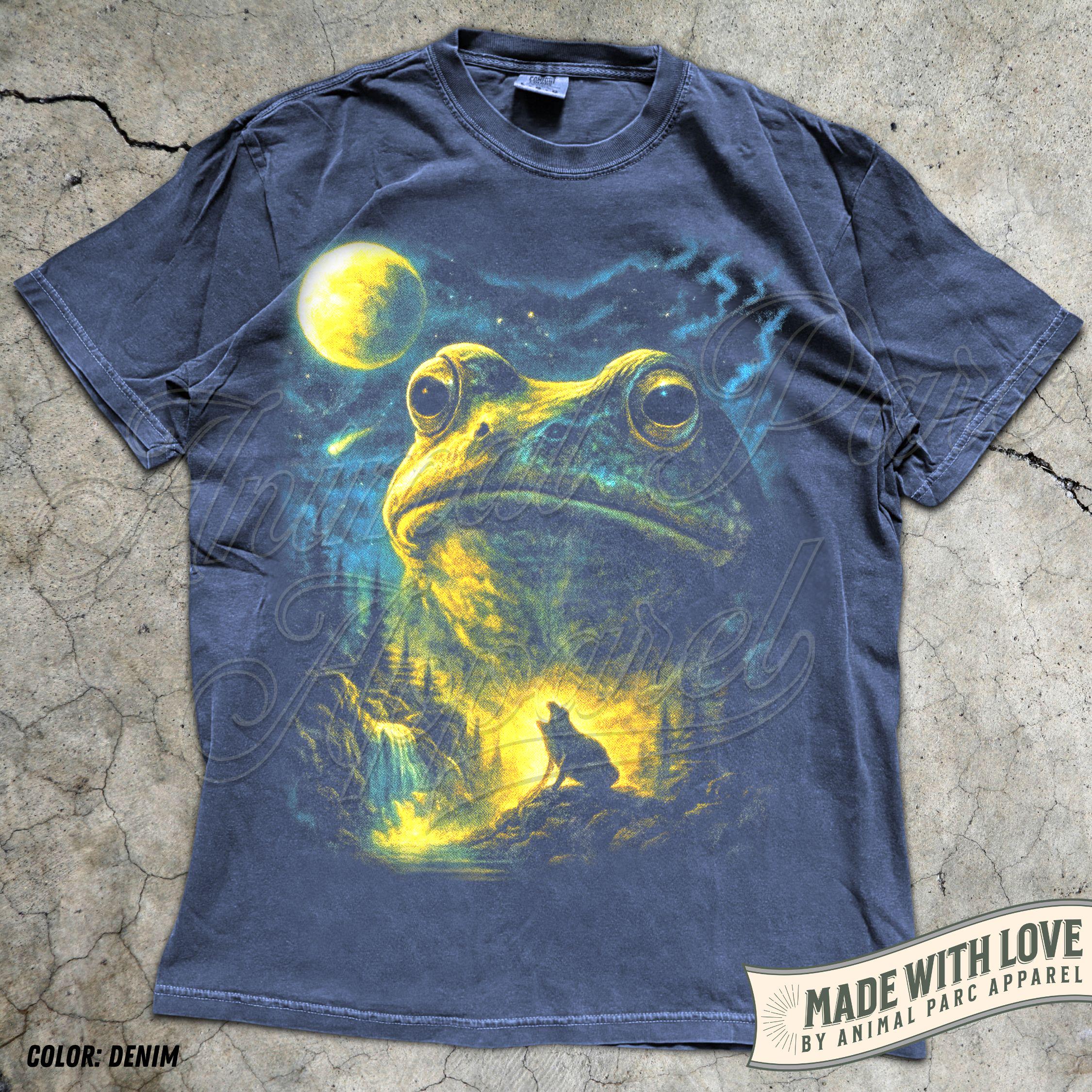 Frog Howling to the Moon T-shirt, 90s Full Moon Animals Graphic Tee ...