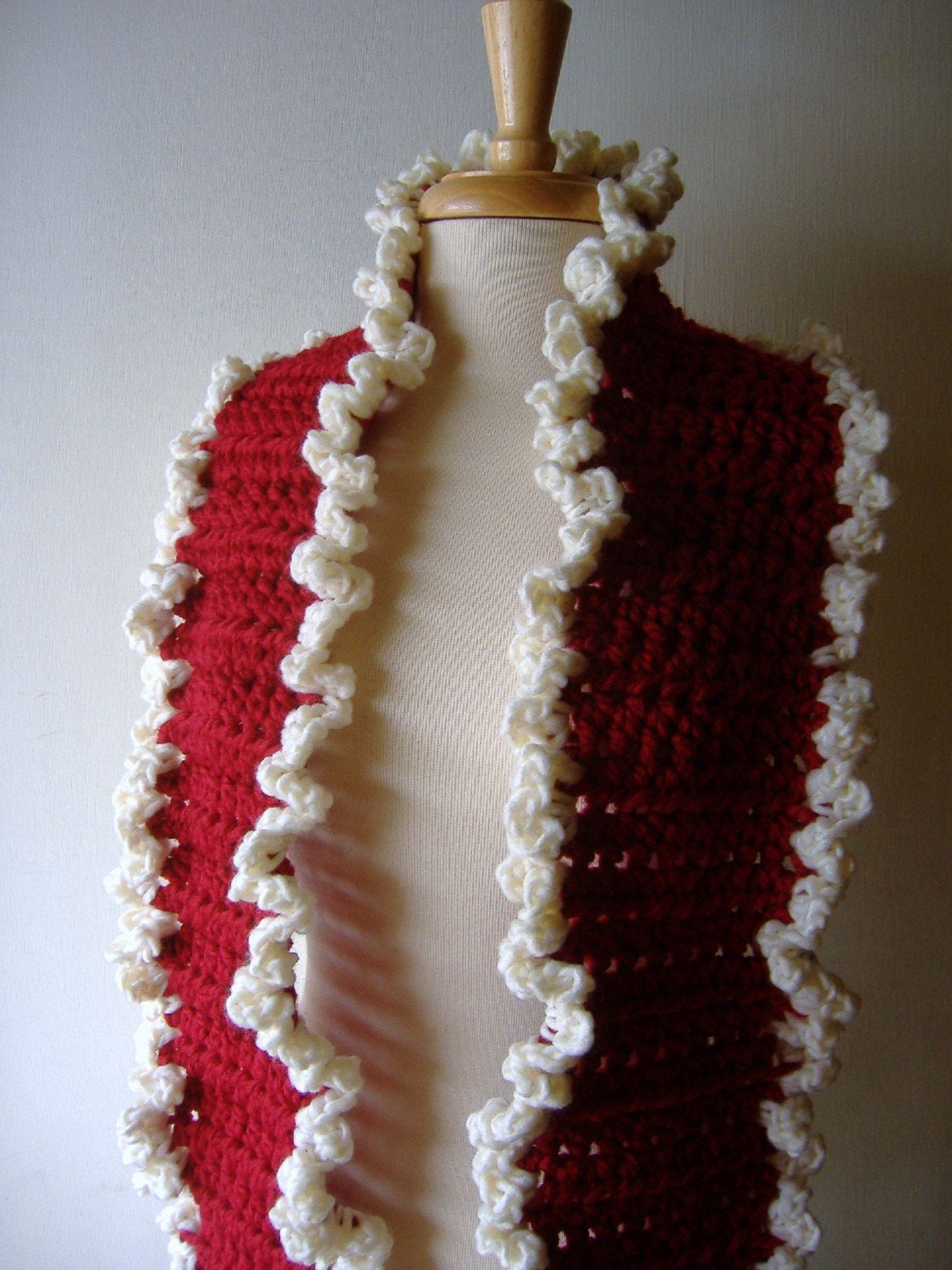 Handmade Crochet Ruffle Scarf: Red & White Neck Warmer - Etsy Canada