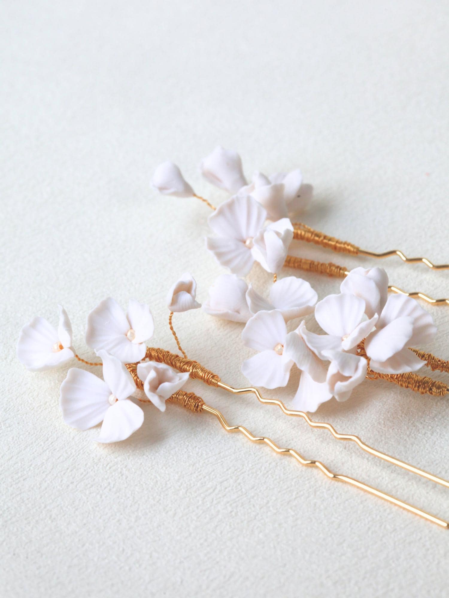 WHITE TRILLIUM Cold Porcelain Hair Pins, Handmade Cold Porcelain Hair ...
