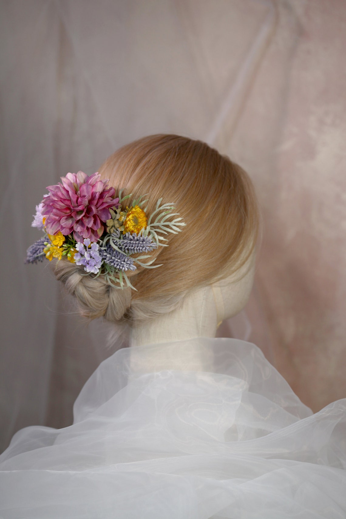 Light Purple Carnation Preserved Flowers & Dried Flower Hair Comb ...