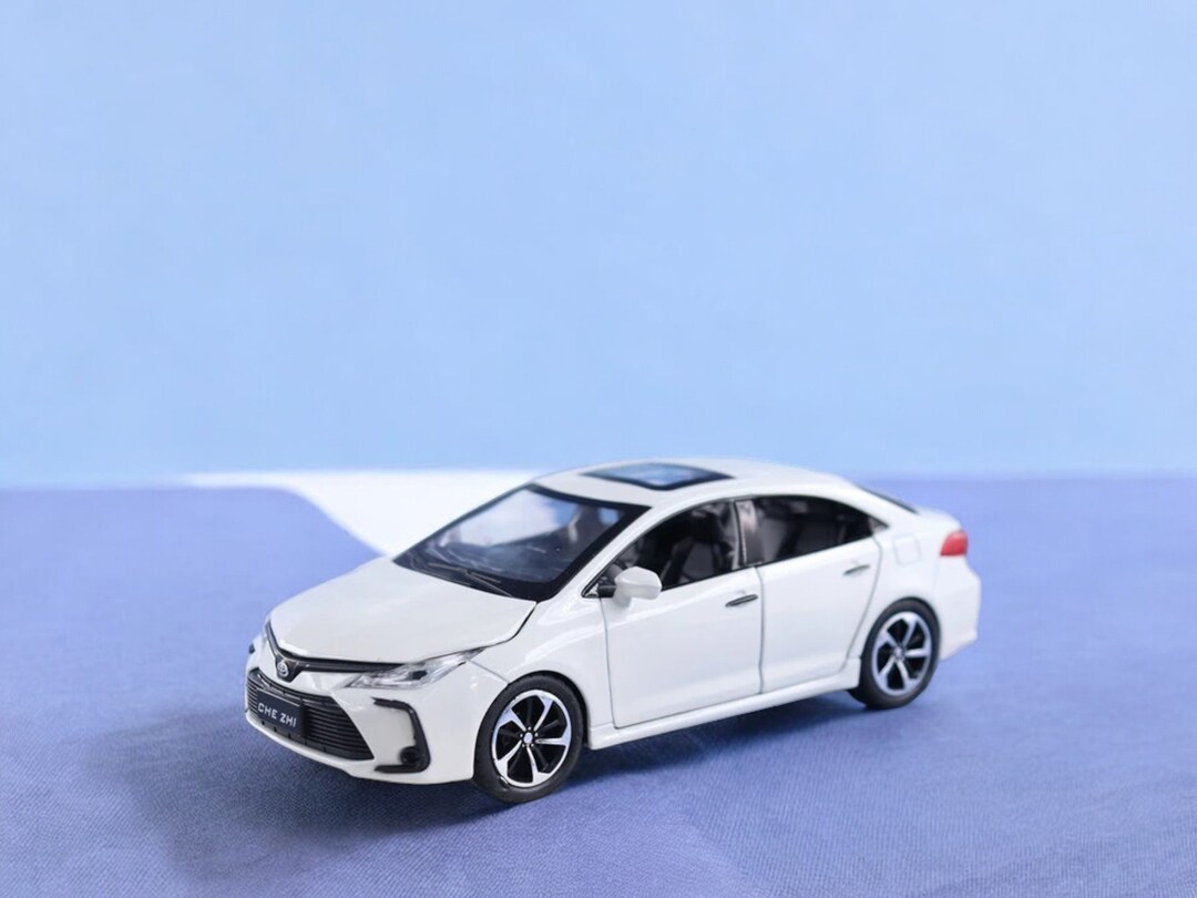 Toyota Corolla 1:32 Alloy Model Car, Toyota Corolla Diecast Car, Alloy ...