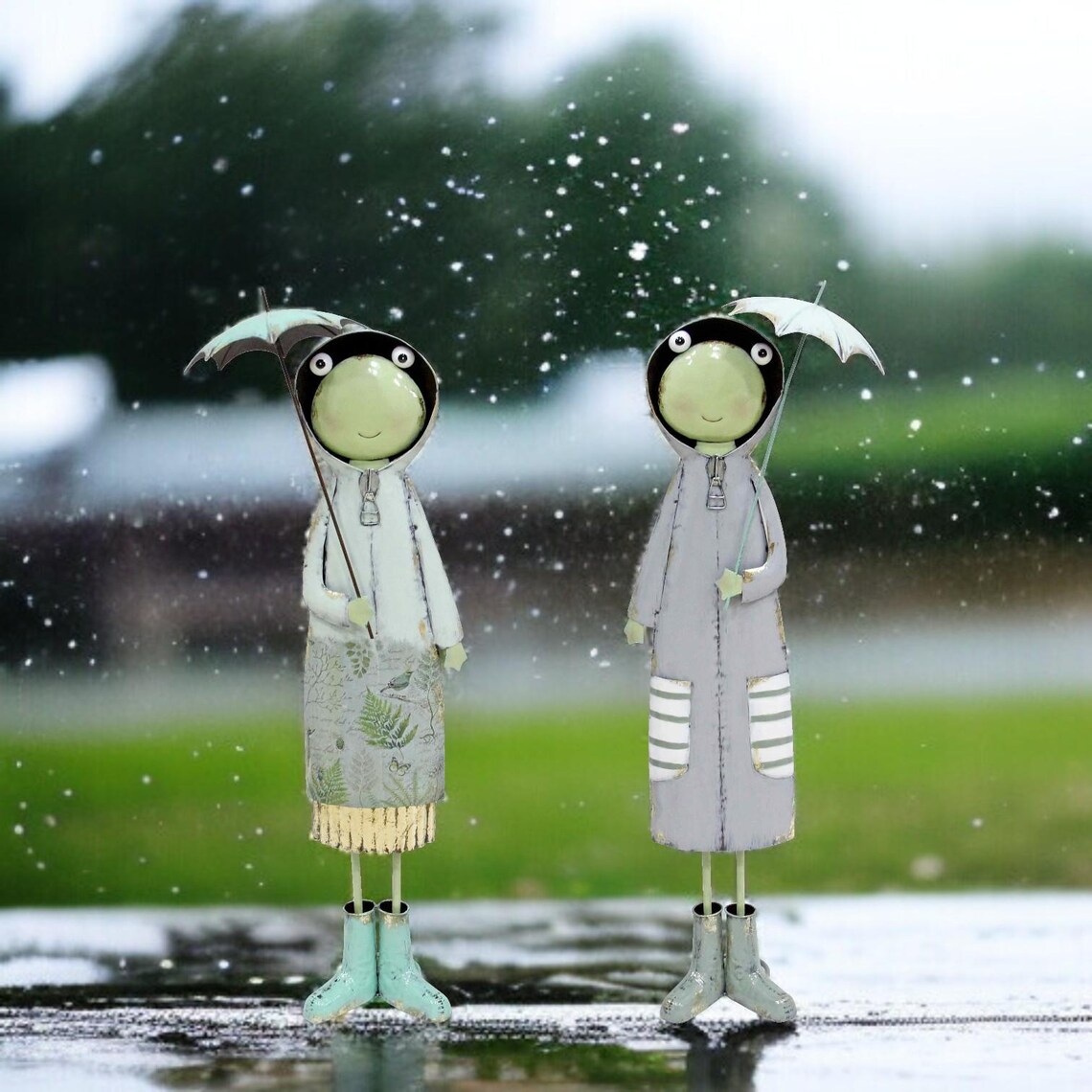 Tall Metal Frog Garden Decor Statues Wearing Rain Coats and Holding ...