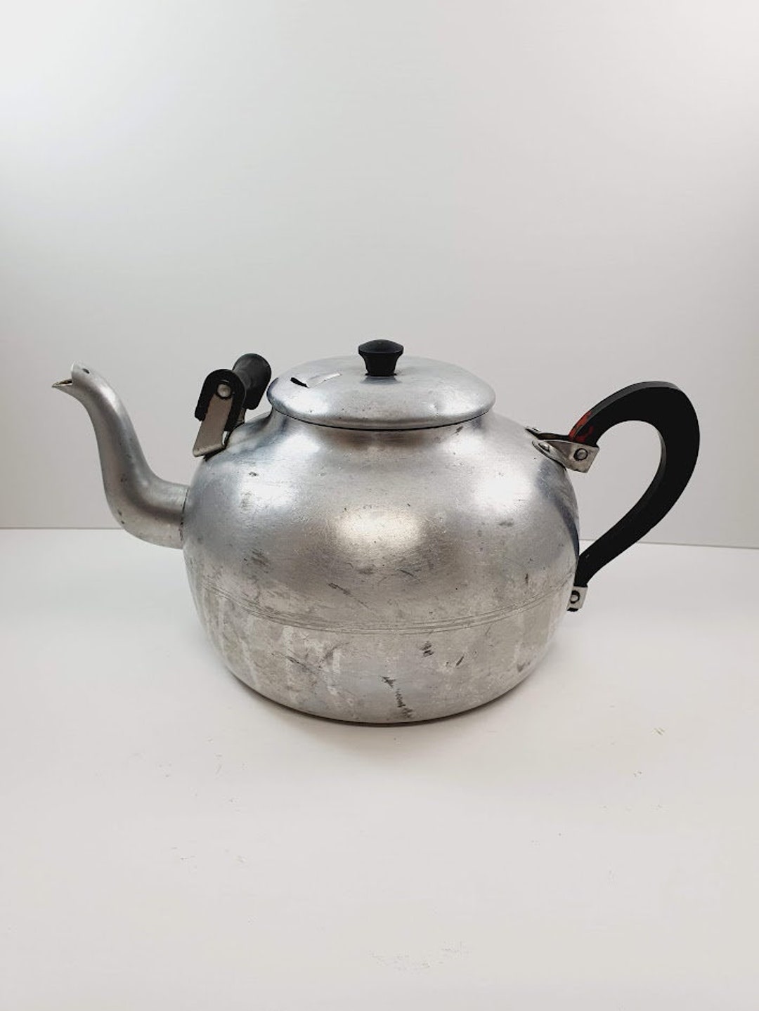 Giant Vintage Retro Tea Pot Made in England Engraved Decorative Giant 8 ...
