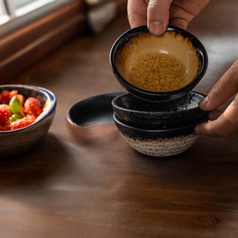 Contemporary Japanese Style Round Porcelain Dip Bowls Ice-cracked Sauce ...