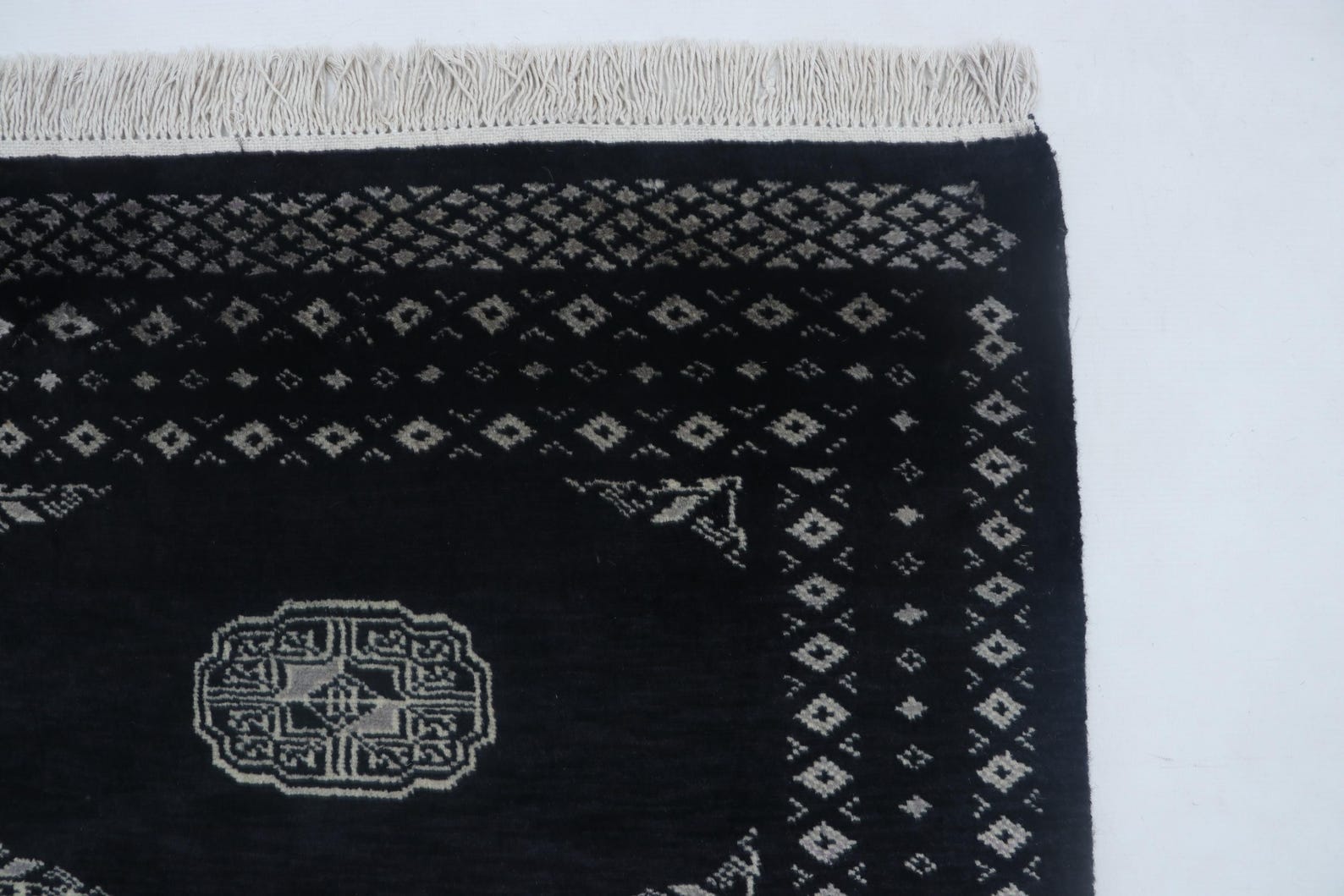 Alfombra de algodón y lana Mohri Bokhara anudada a mano, geométrica ...