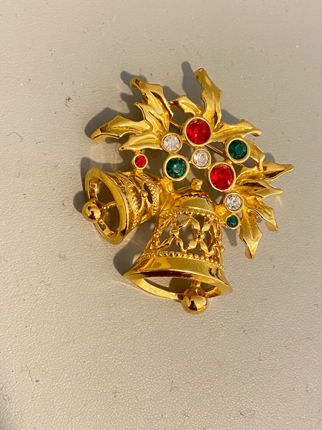 Christmas Bells Brooch Vintage Avon Gold, Red, Green, Diamond Crystals ...