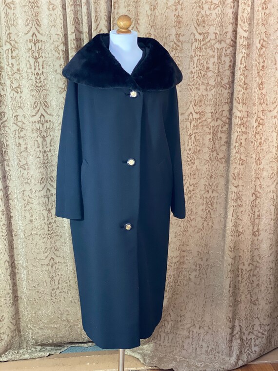 Vintage Coat with Sheared Beaver Shawl Collar Neustet… - Gem