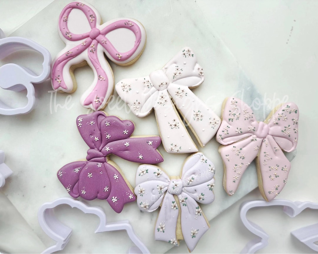 Coquette Bows Cookie Cutters Set - Set of 5 - Cookie Cutters - Etsy