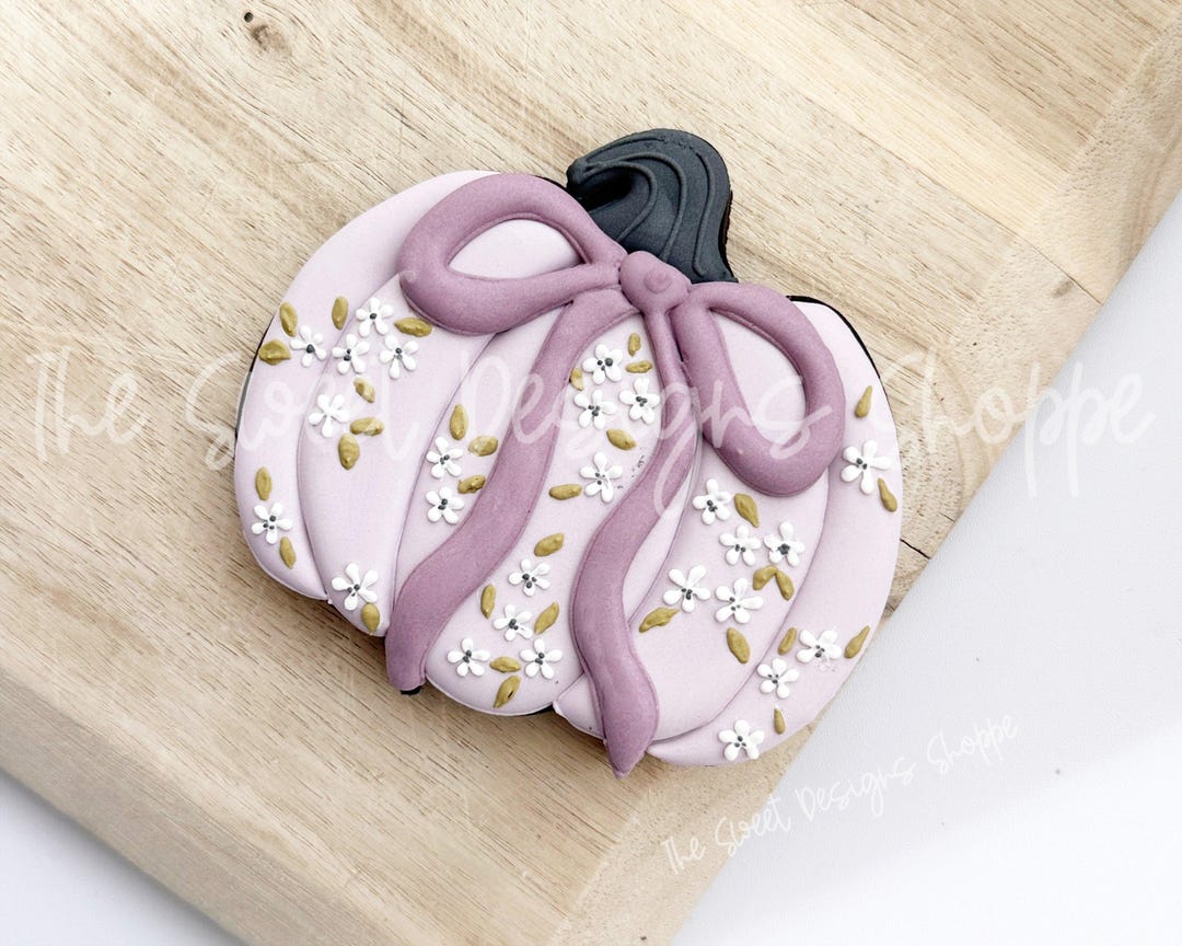 Coquette Five Rib Basic Pumpkin - Cookie Cutter - ETSY - Etsy