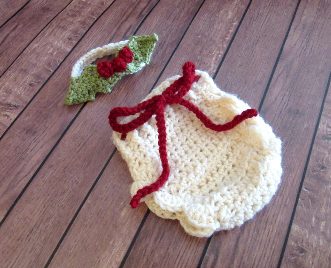 Crochet Baby Christmas Diaper Cover Set: Holly Headband, Newborn Photo ...