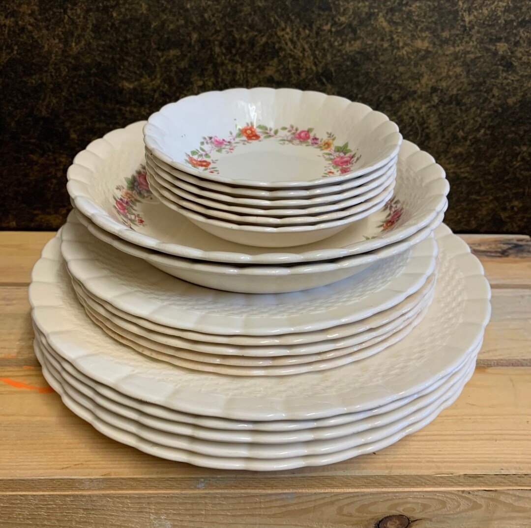 Vintage Solian Ware Simpson Potters SIM6 Pattern, 17 Pieces Available ...