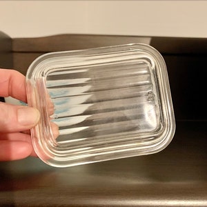 Pristine Hard to Find Vintage Pyrex Amish Butterprint Fridgie 501 With ...