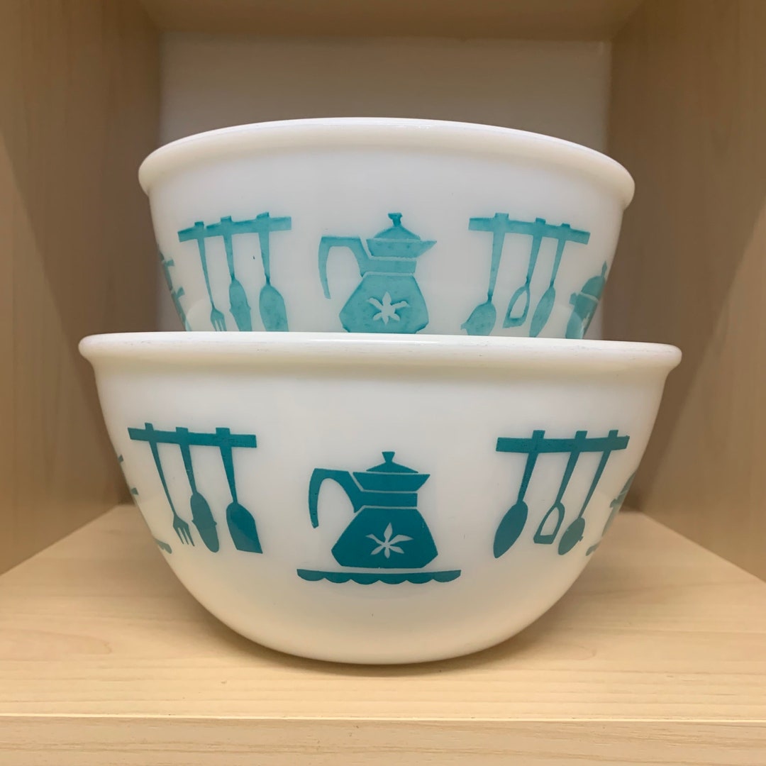 Vintage Hazel Atlas Milk Glass Kitchen Aid Nesting Mixing Bowls ...