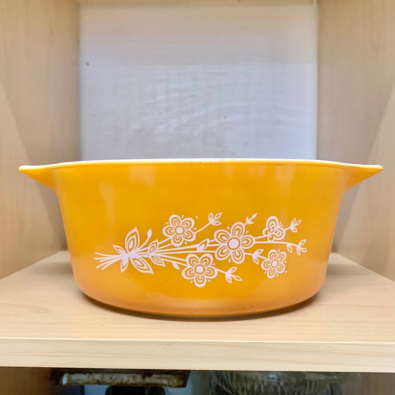 Vintage Pyrex Butterfly Gold Pattern 475B 2.5 L Casserole Ovenware Dish ...